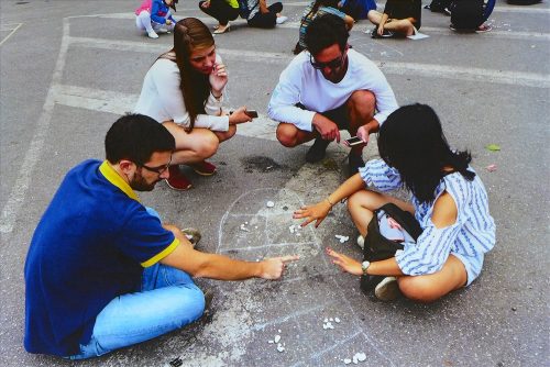 Local Vietnamese traditional games that you might encounter
