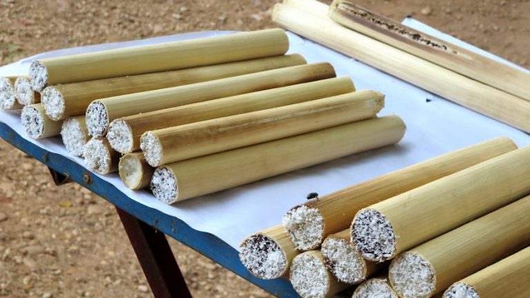 How to eat Laotian sticky rice- Laos travel guide