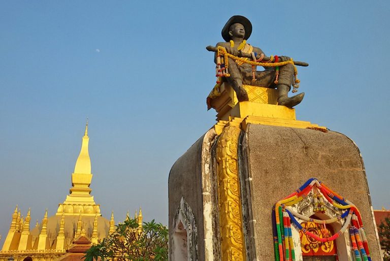 Pha That Luang - a symbol of Buddhism and Laos sovereignty [2022 updated]